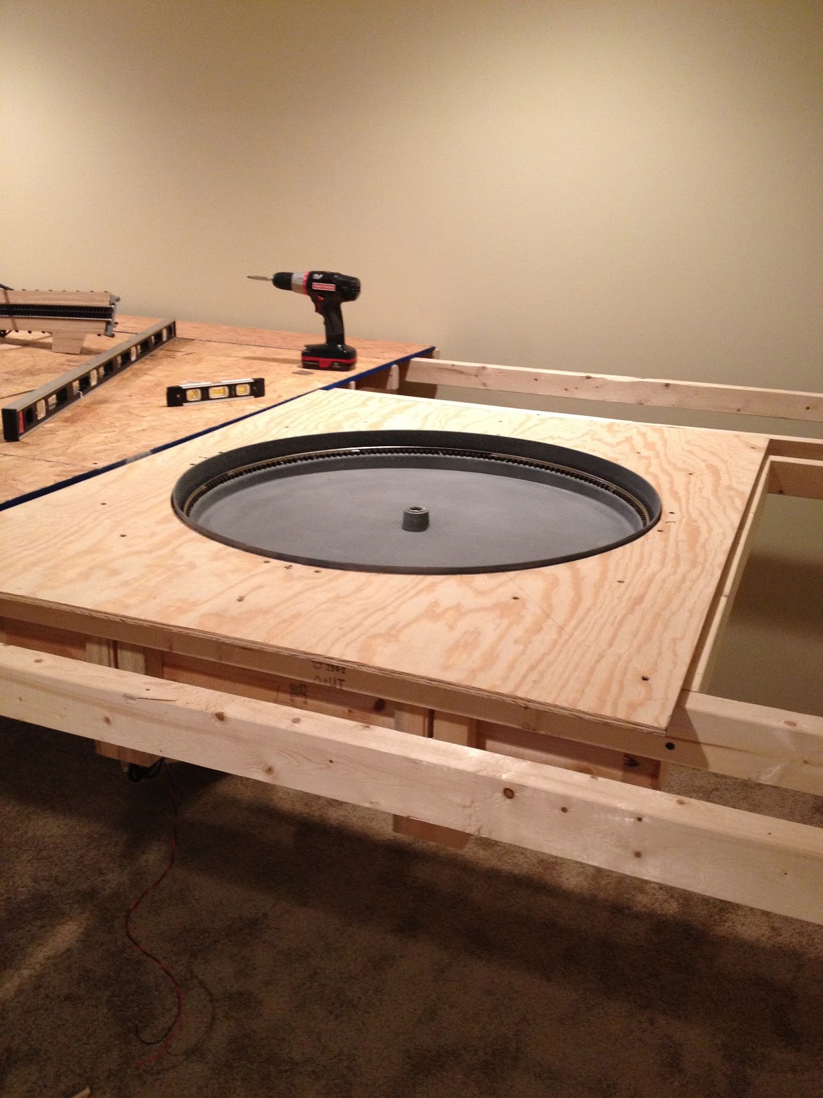 Brian's Trains: Installation of Custom O-Scale/ O-Gauge Turntable