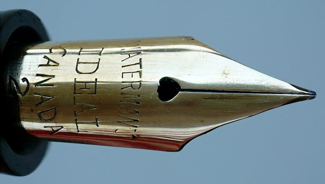 Why is the nib of a fountain pen split? - My Q/A Corner