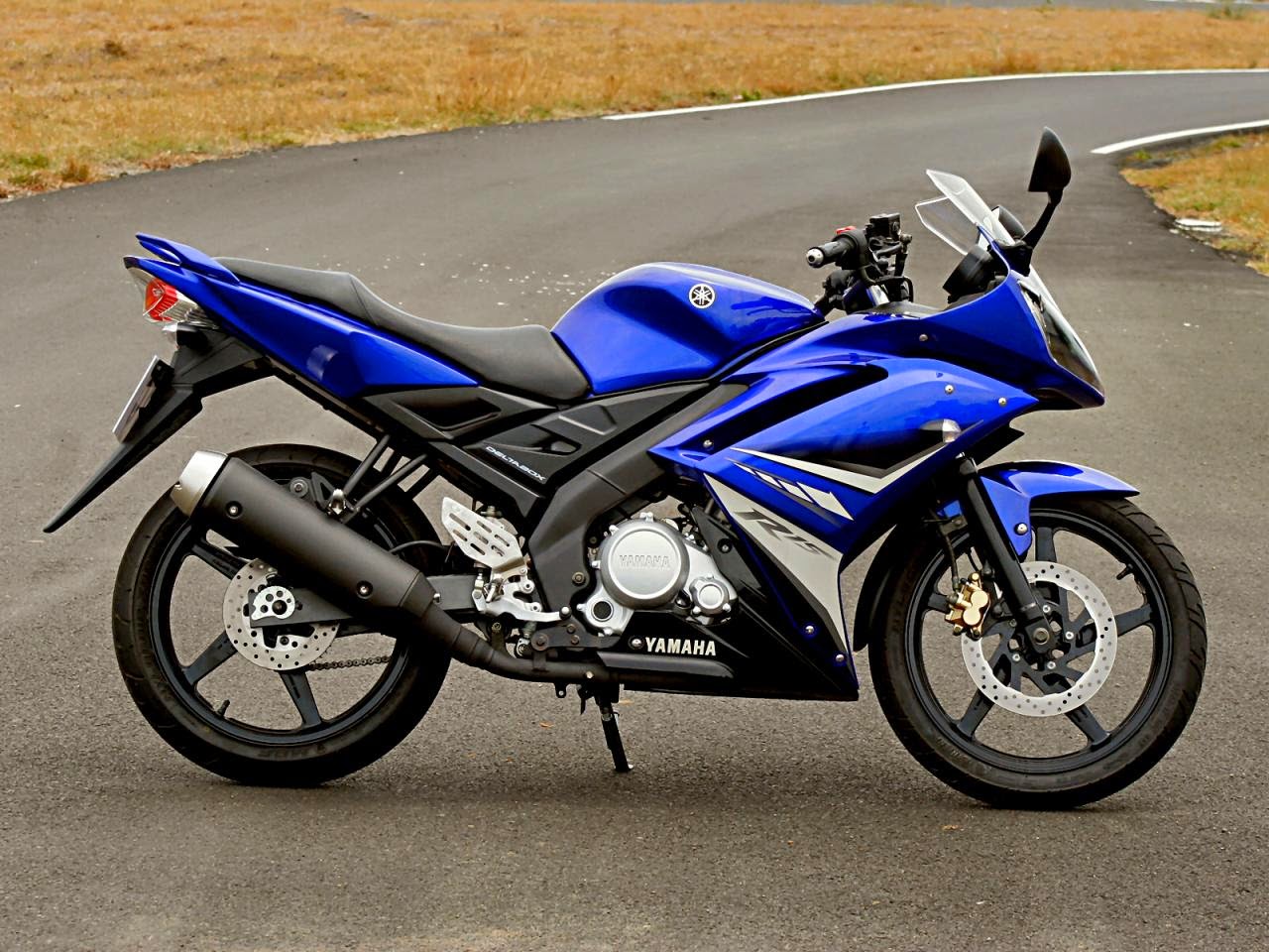 letest news, Review about Car and Bike: Classic Review of Yamaha YZF ...