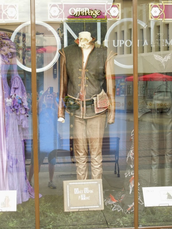 Hollywood Movie Costumes and Props: Snow White gown and more Once Upon ...