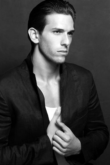 L'Homme du Jour: ALEX SPENS