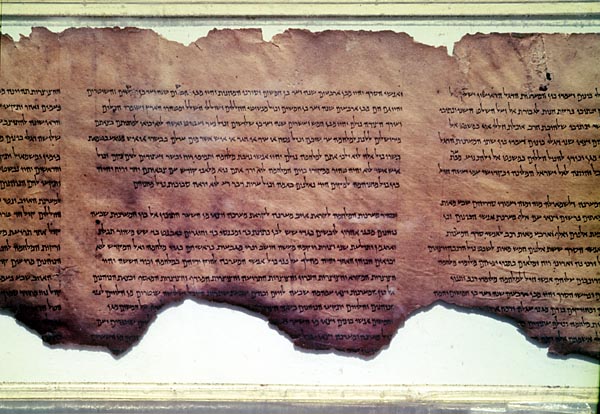 In the cavity of a rock: The Sword of Laban and the War Scroll (of the ...