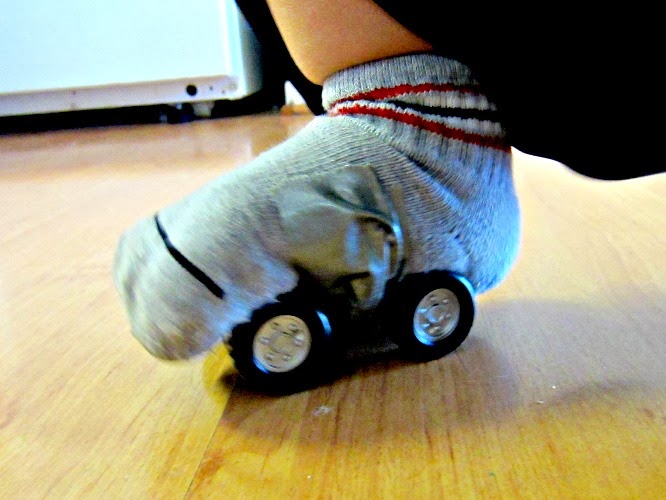 Art by Erin Leigh: Homemade Rollerskates Tutorial {For kids whose ...