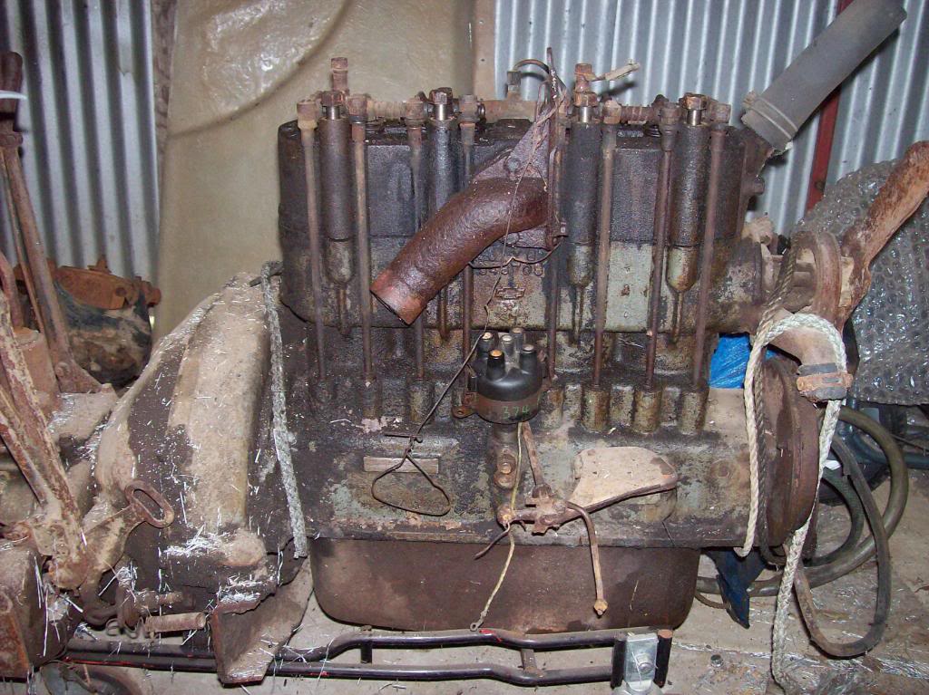 My 1928 Chevrolet: 1927 Chev Engine Pull Down (oh that rust)