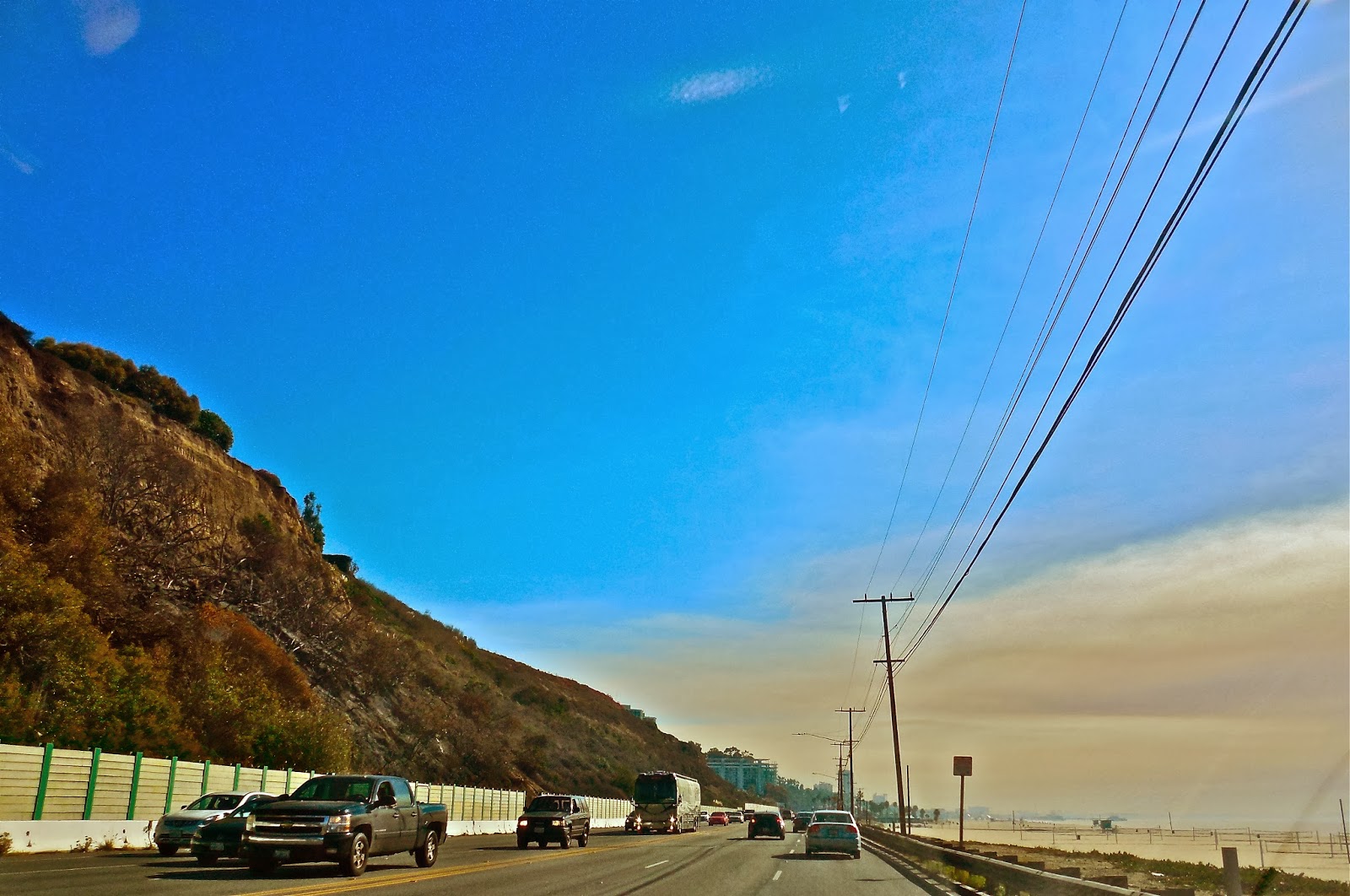 County Recurrent: Glendora "Colby" Fire Blanketing Beach Area Skies ...