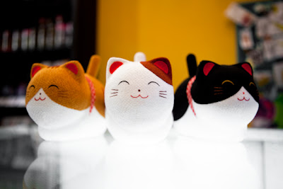 paper bag & string: Cute Japanese Cat Items at Philly Shop... and a ...