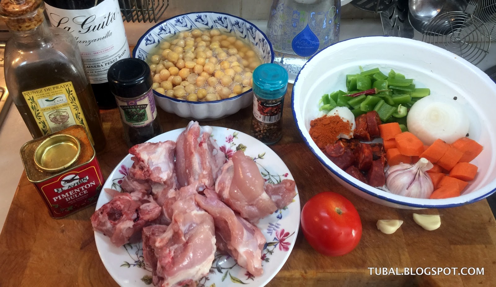 TUBAL: MENUDO DE POLLO EN OLLA FERROVIARIA