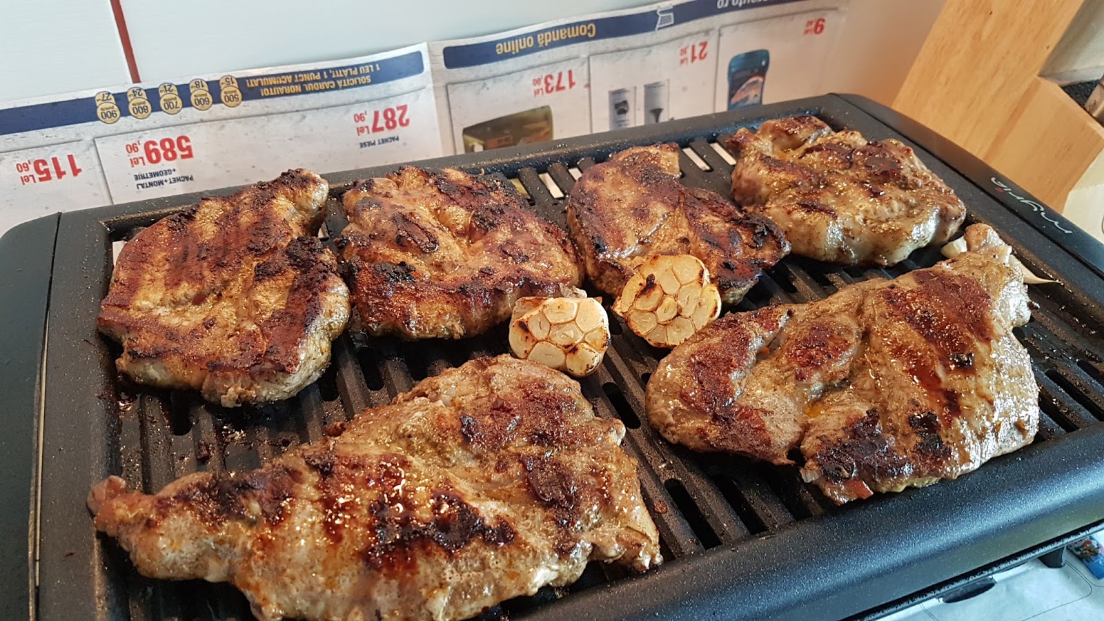 susu: Ceafa de porc la gratar electric si risotto