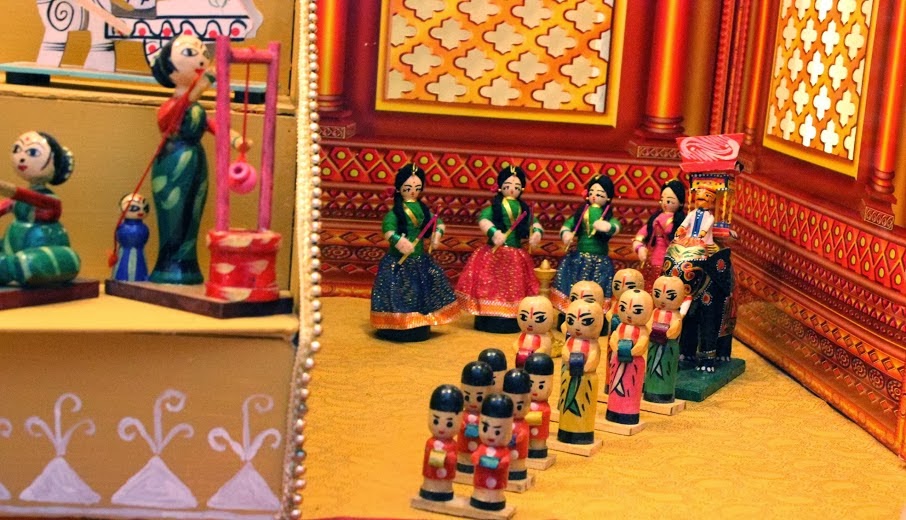 Decor in a snap: The most awesome golu ever!