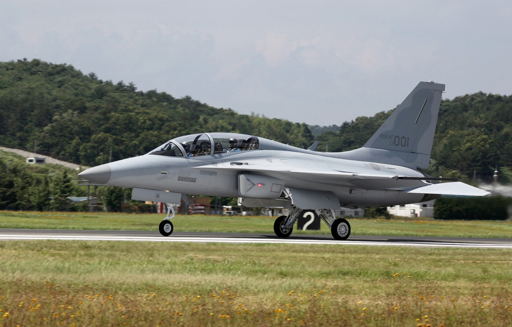 Philippine Defense News: Philippine Airforce F/A-50 "Fighting Eagle ...