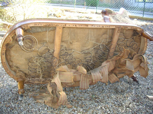 ancienne méridienne noyer d'époque XIXeme banquette fauteuil empire ...