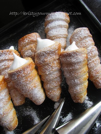 Schaumrollen @ The Austrian Pastry Cone 奧地利酥饼捲