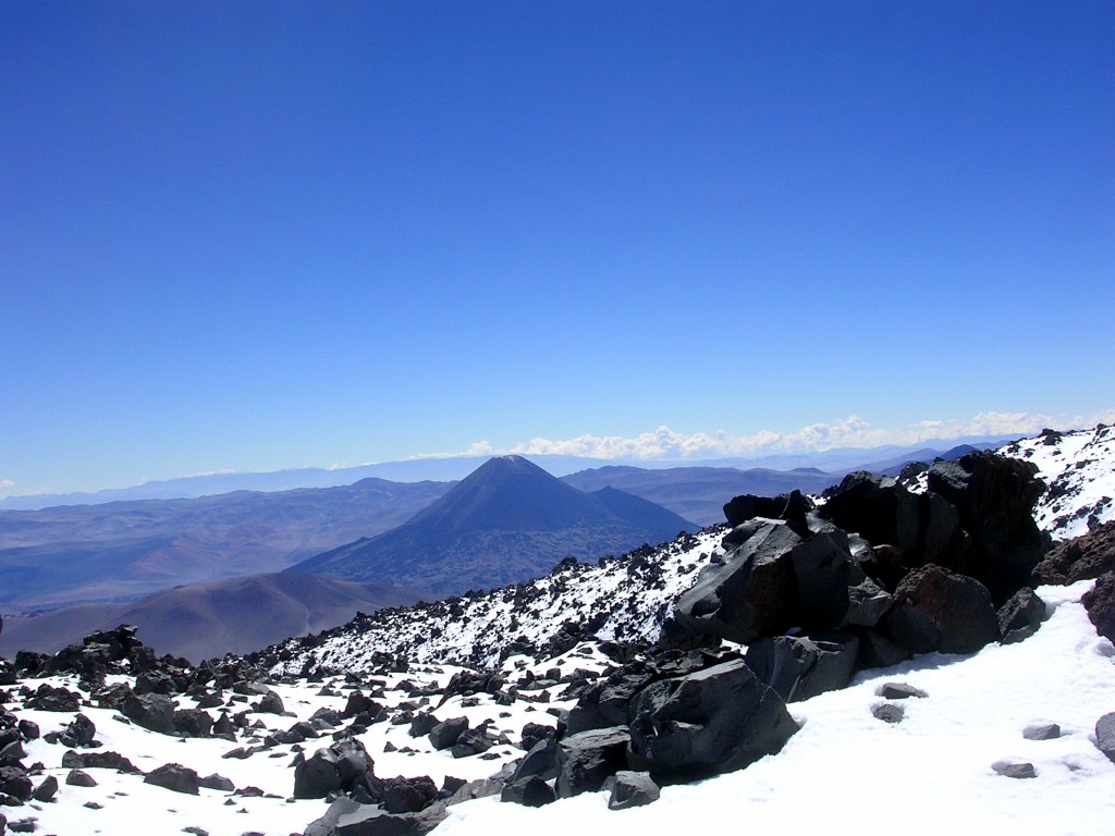 Jaime Suárez - Cerros americanos -: Volcán PEINADO