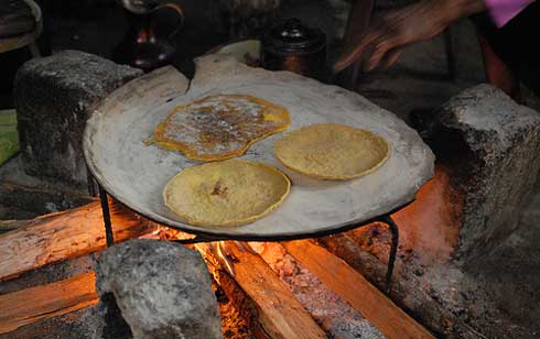 Calixtlahuaca Archaeological Project: Comals and Cuisine