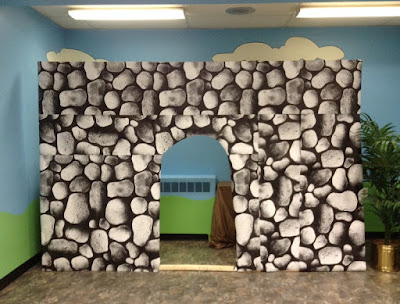 Kidfrugal: Re-purposed Stage Makes the Empty Tomb