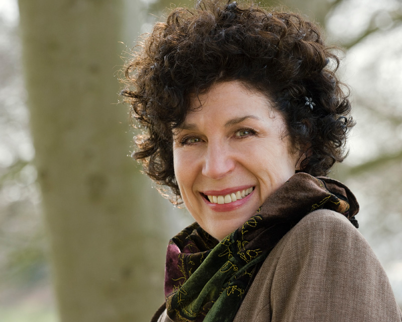 Seattle Opera Blog: Meet Our Singers: ROSALIND PLOWRIGHT, La Zia ...