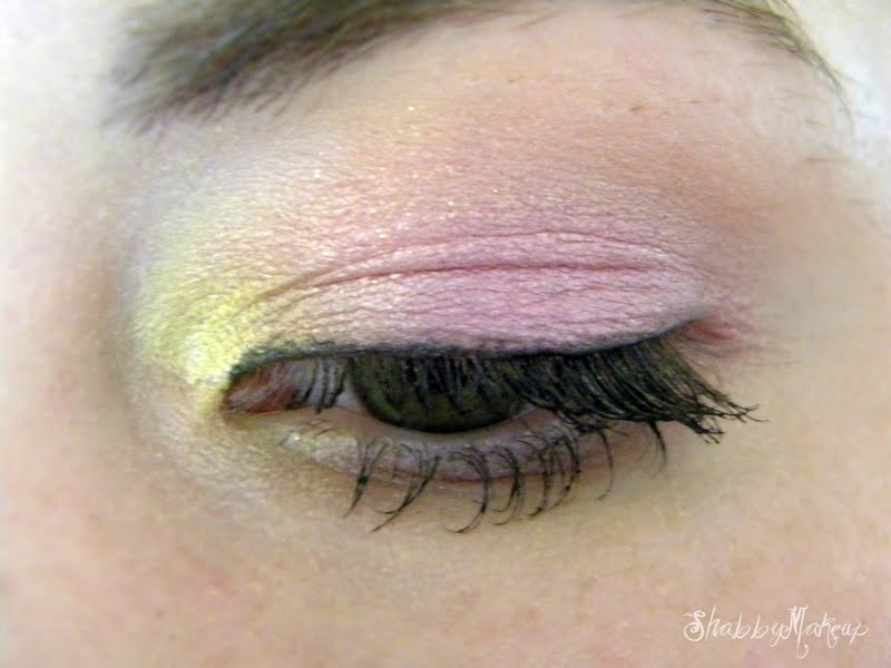 Shabby Makeup and More: Pink Lemonade Makeup Look