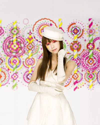 Gallery Photo Artist: Rie Fu