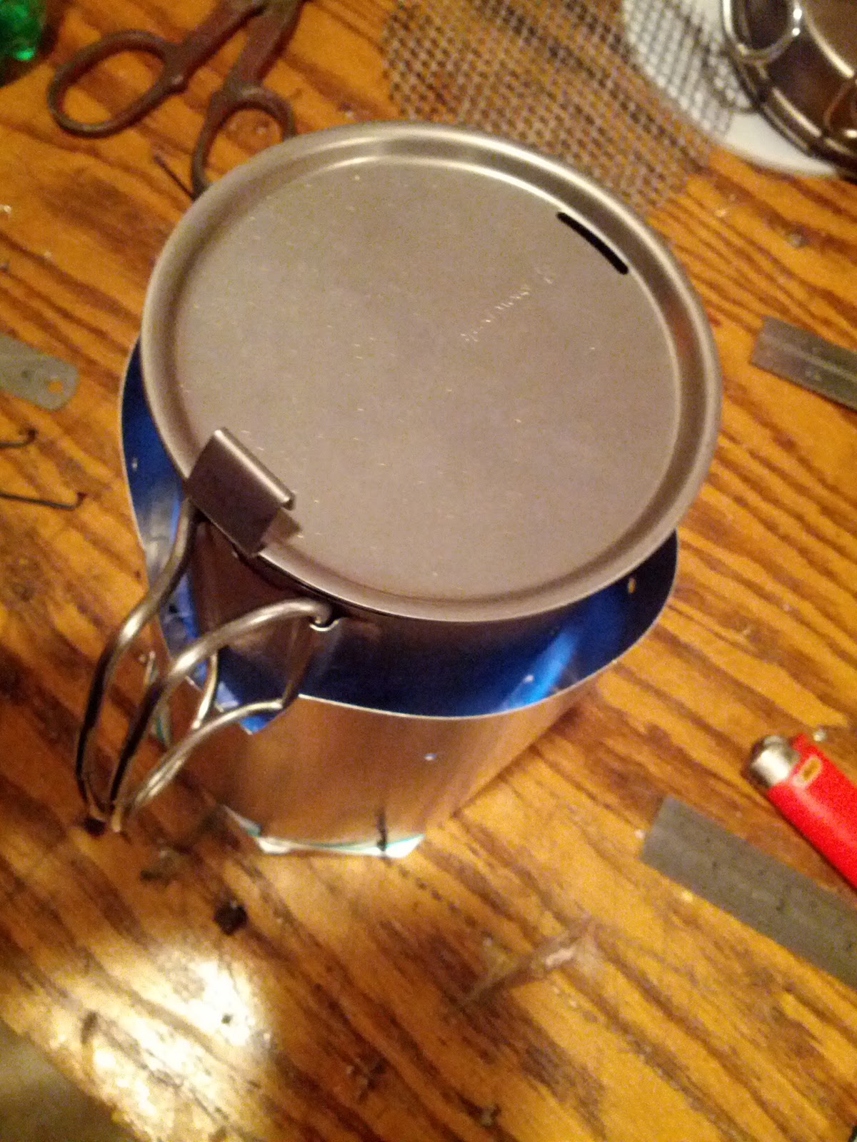 Lao Tzu Cycles: Super Cat Stove with Wind Screen/ Twig stove