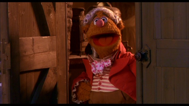 Shameless Pile of Stuff: Movie Review: The Muppet Christmas Carol
