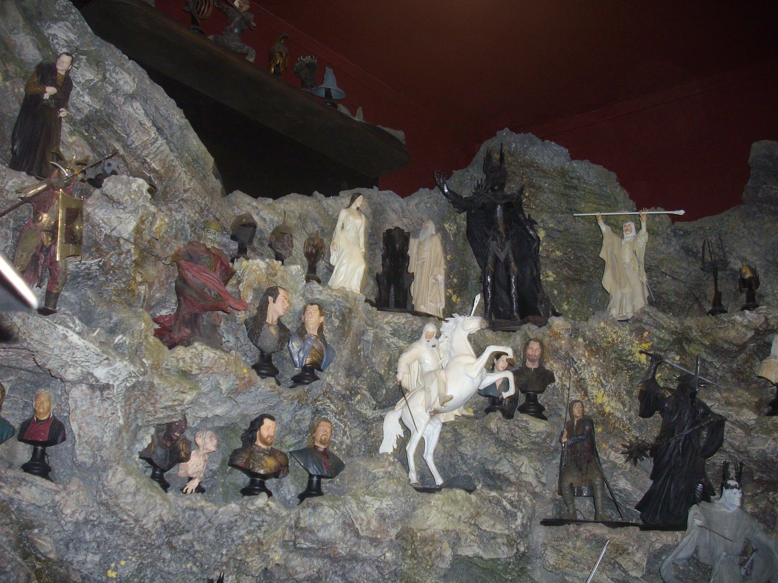 Homeschoolingdownunder: Weta cave