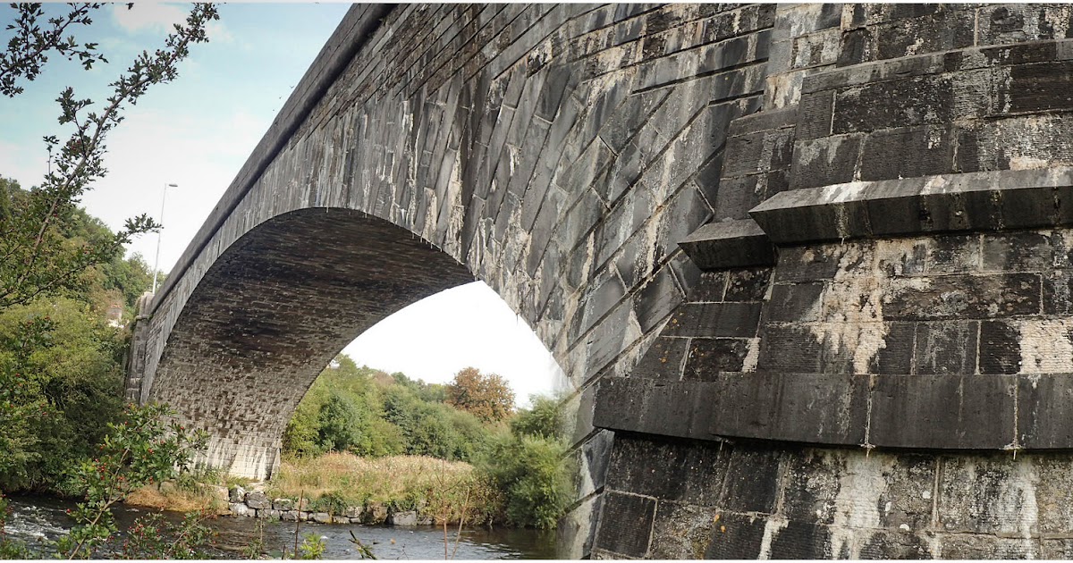 Carmarthenshire Bridges: Llandeilo Bridge crossing the Tywi.
