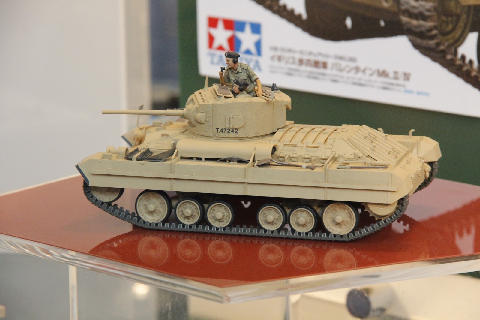 Tamiya 1/35 Valentine Mk.II-IV (35352) - DetailScaleView