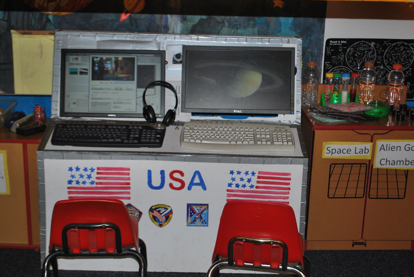 Familylicious Preschool Projects: Space Station- Imaginary Play