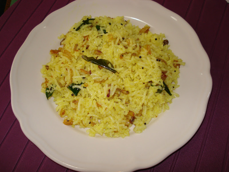 Paakam: ULLI CHORU (GARLIC RICE)
