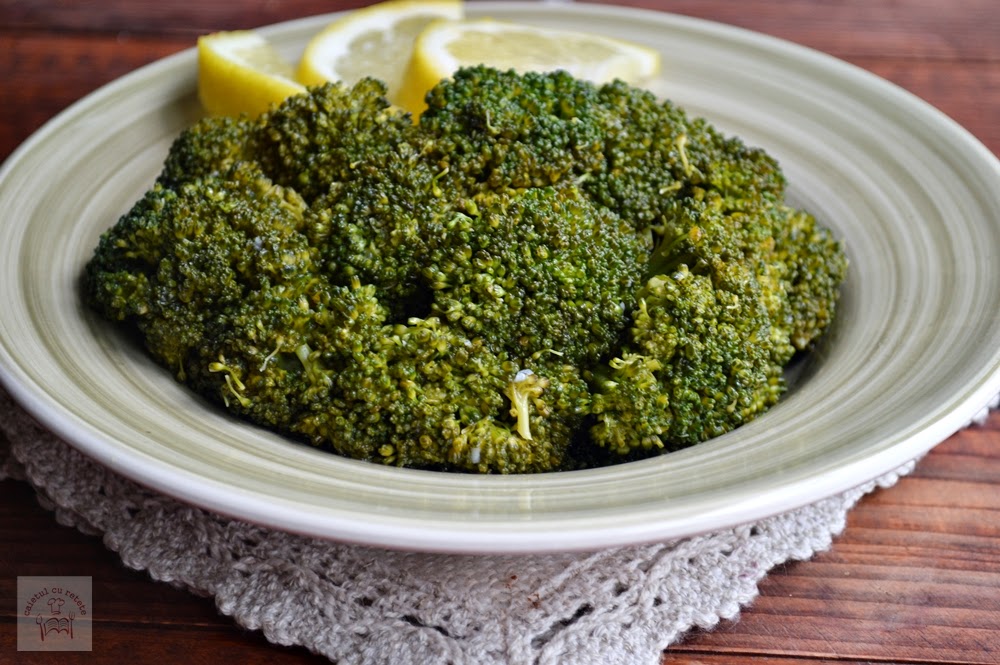 Broccoli sote cu lamaie si usturoi - CAIETUL CU RETETE