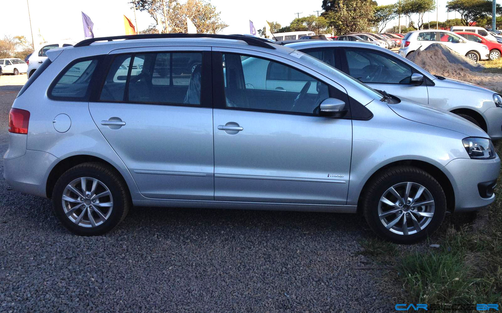 VW Spacefox I-TREND 2013 - fotos, preço e vídeo de apresentação