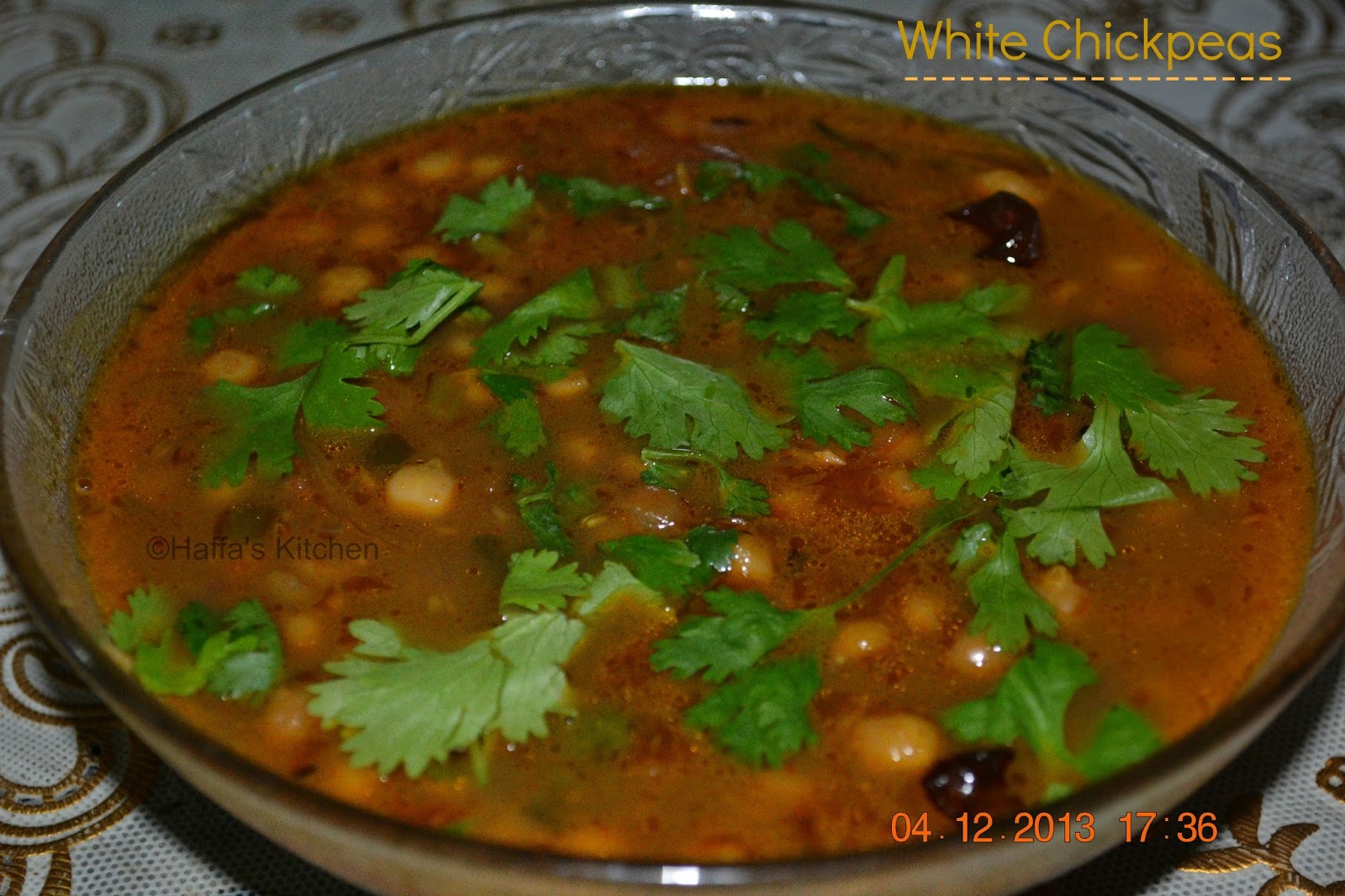 White Chickpeas Curry (Chanay ka salan) | Haffa's kitchen adventures