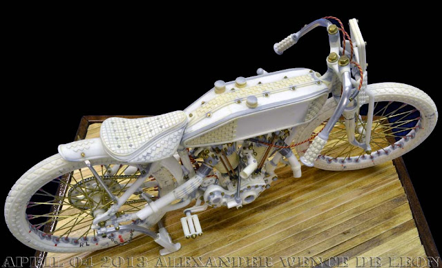 8-Valve Board-Track Racer | planetFigure | Miniatures