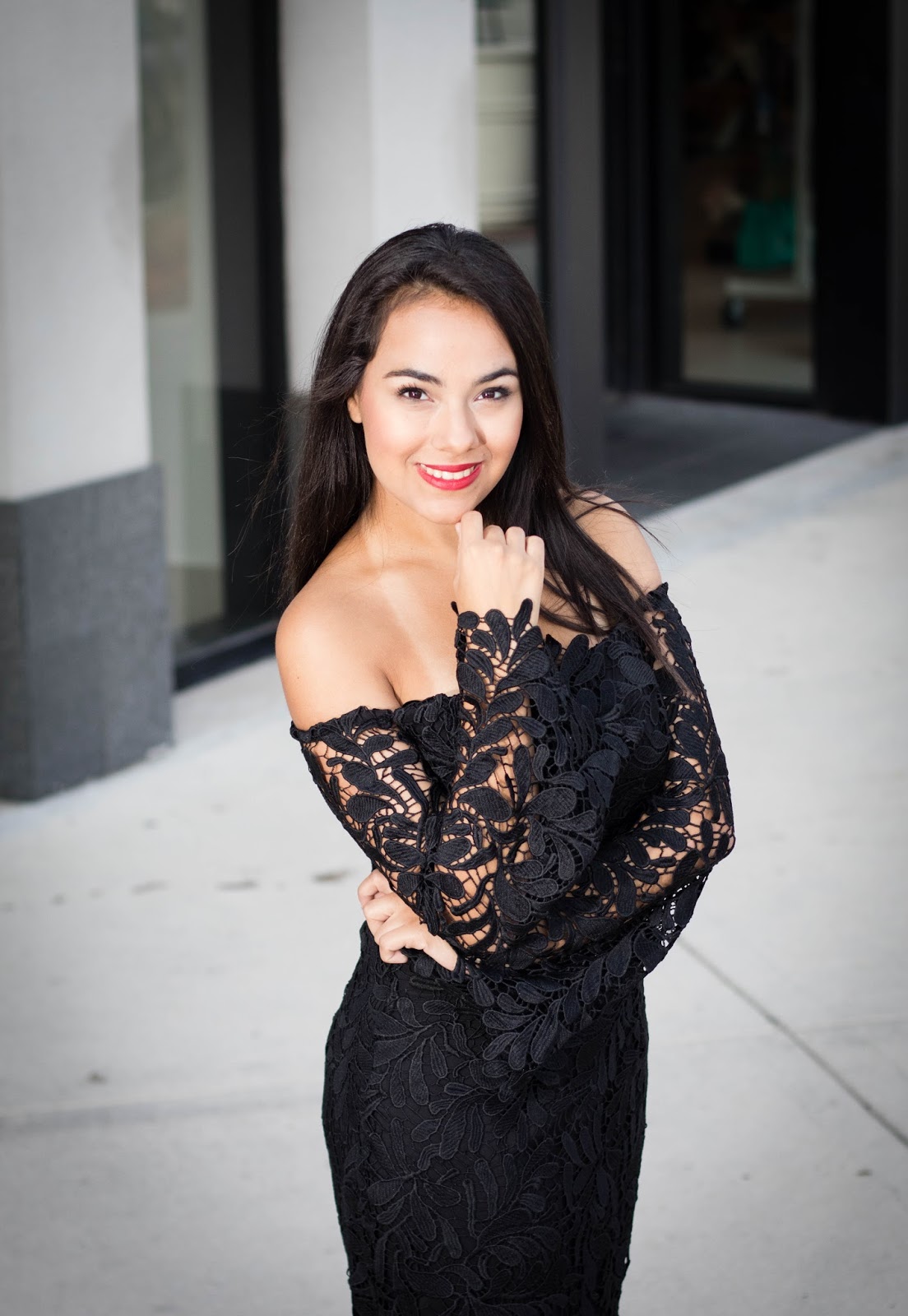 Stylishly In Love: Southern Charm // Lace Dress