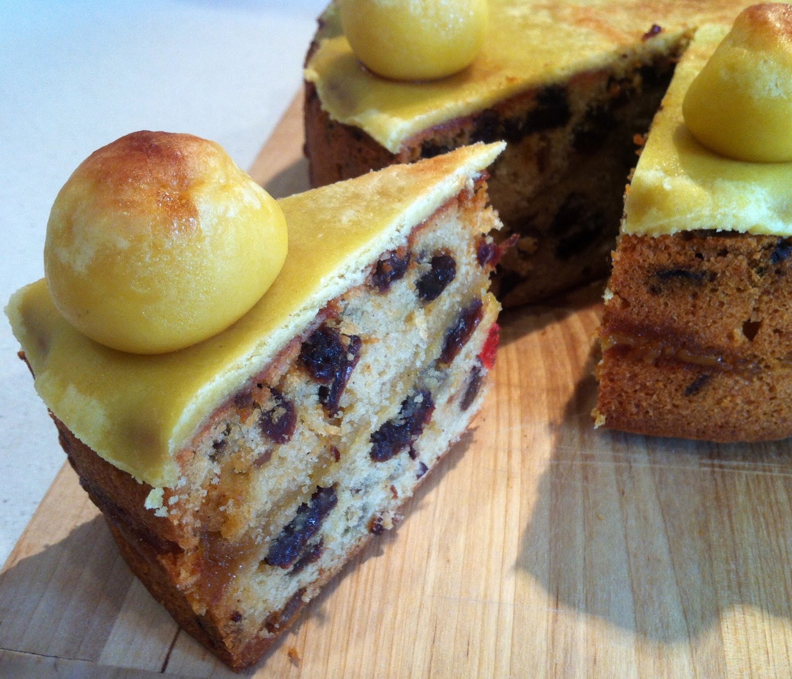 Easter Simnel Cake - BakingBar