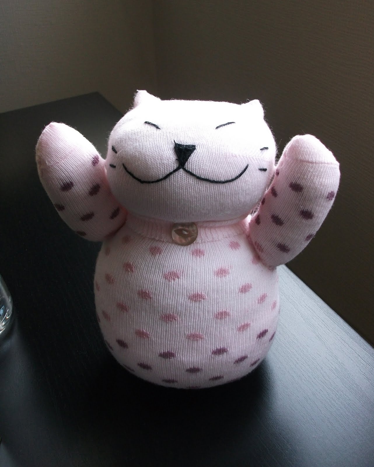 lazy trout: I Tawt I Taw A Puddy Tat!!!!