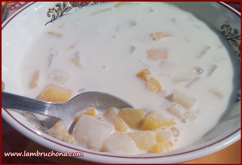 LAS RECETAS DE LAMBRUCHONA -----: Receta. Macedonia de fruta en crema.