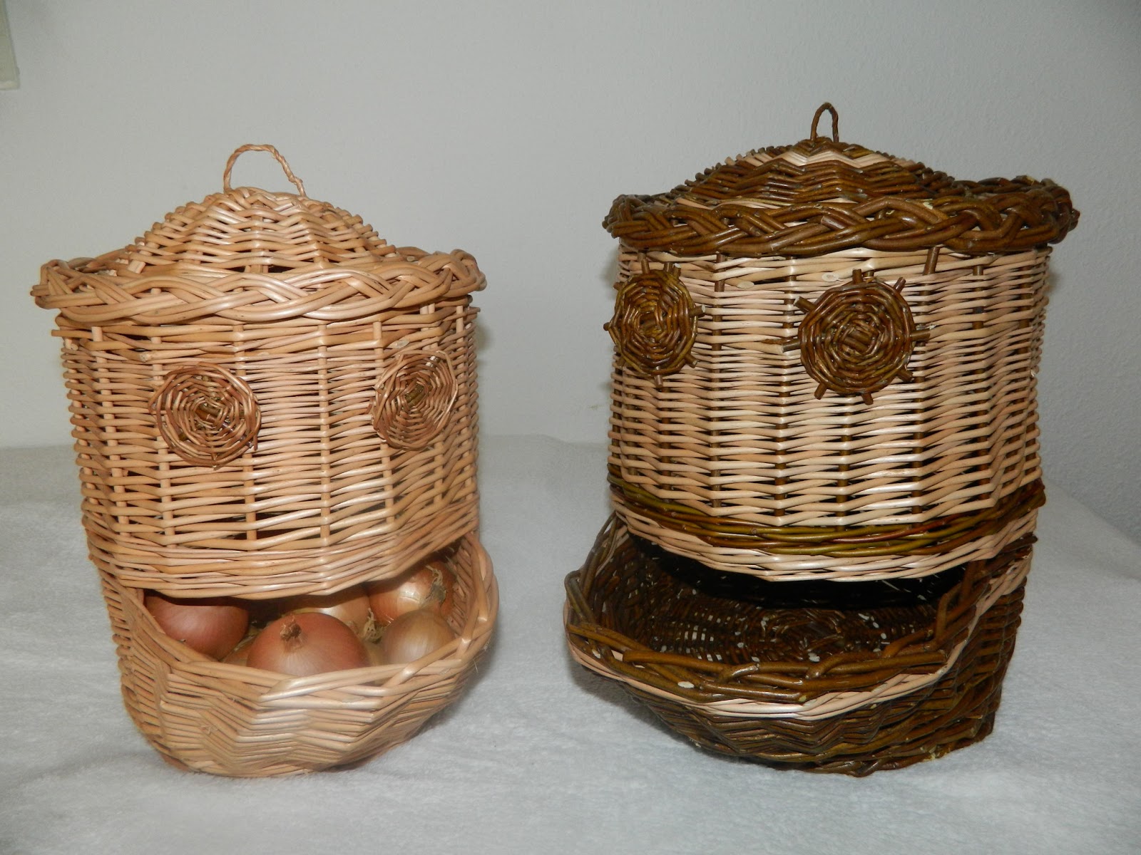 Vannerie et Osier : Panier à oignons et pomme de terre en Osier