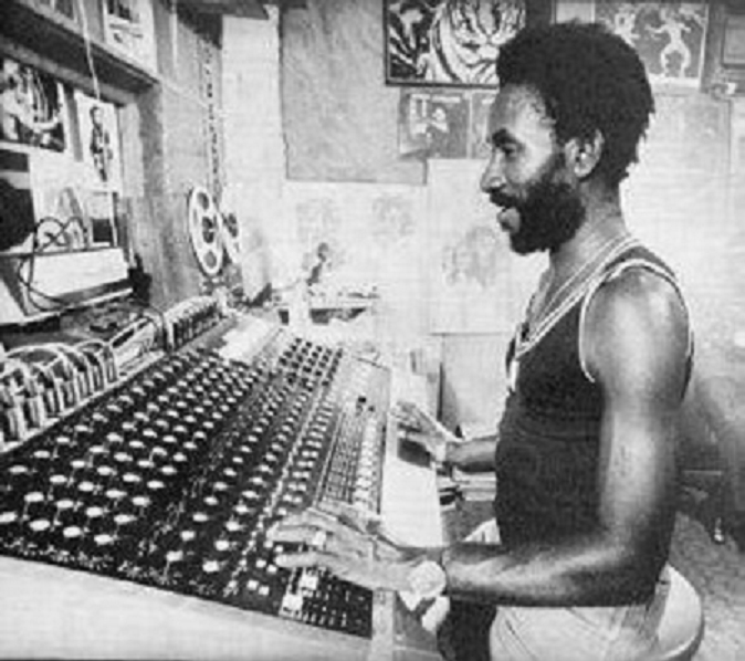 Reggaediscography: LEE PERRY - COMPILATIONS