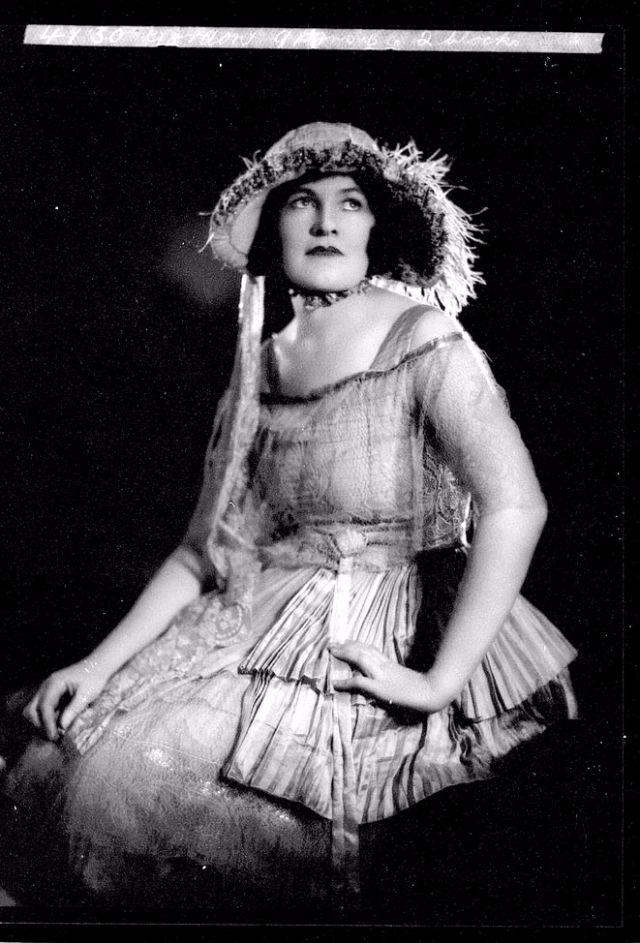 William Hall Portrait Photography: A Look Back the Beauty of Women in ...