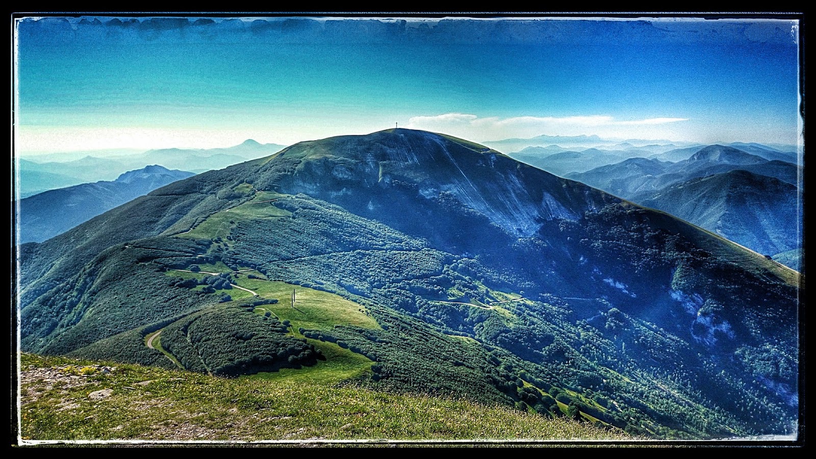 Avventure di Montagna e...: Monte Acuto e Monte Catria