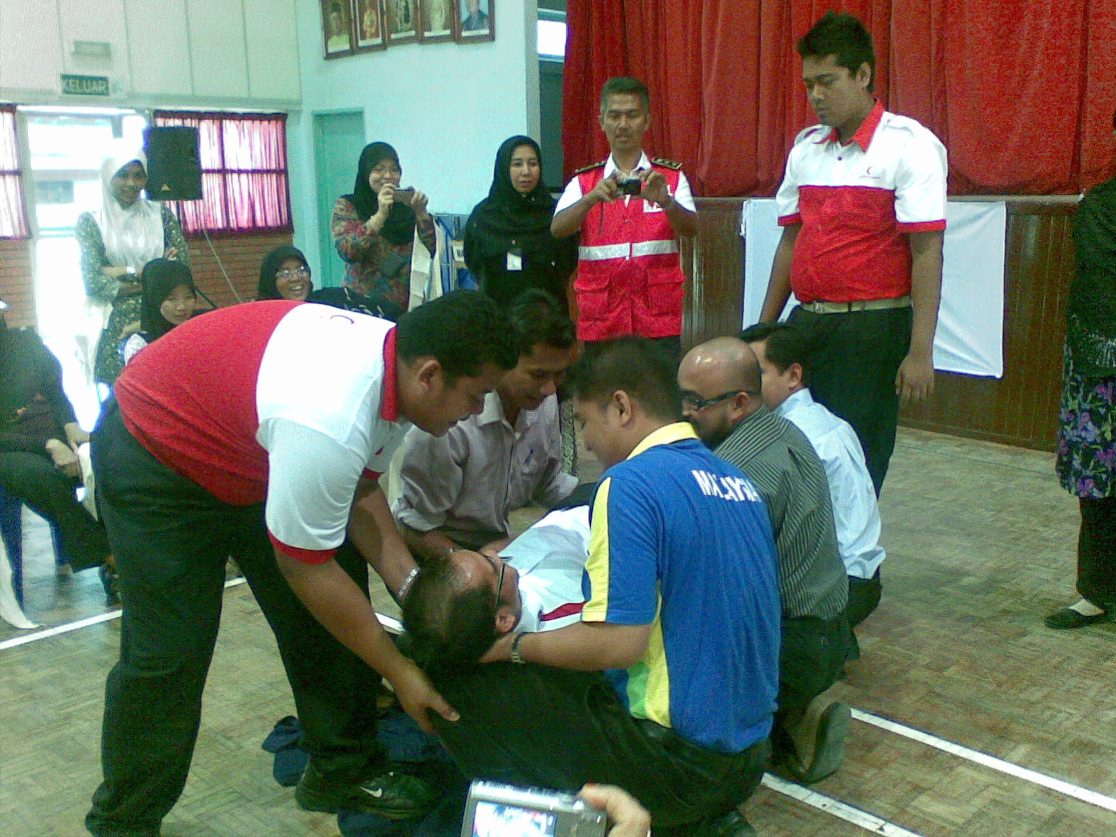 Cikgu Alinfan: KURSUS PERTOLONGAN CEMAS BBSM CAWANGAN SEPANG