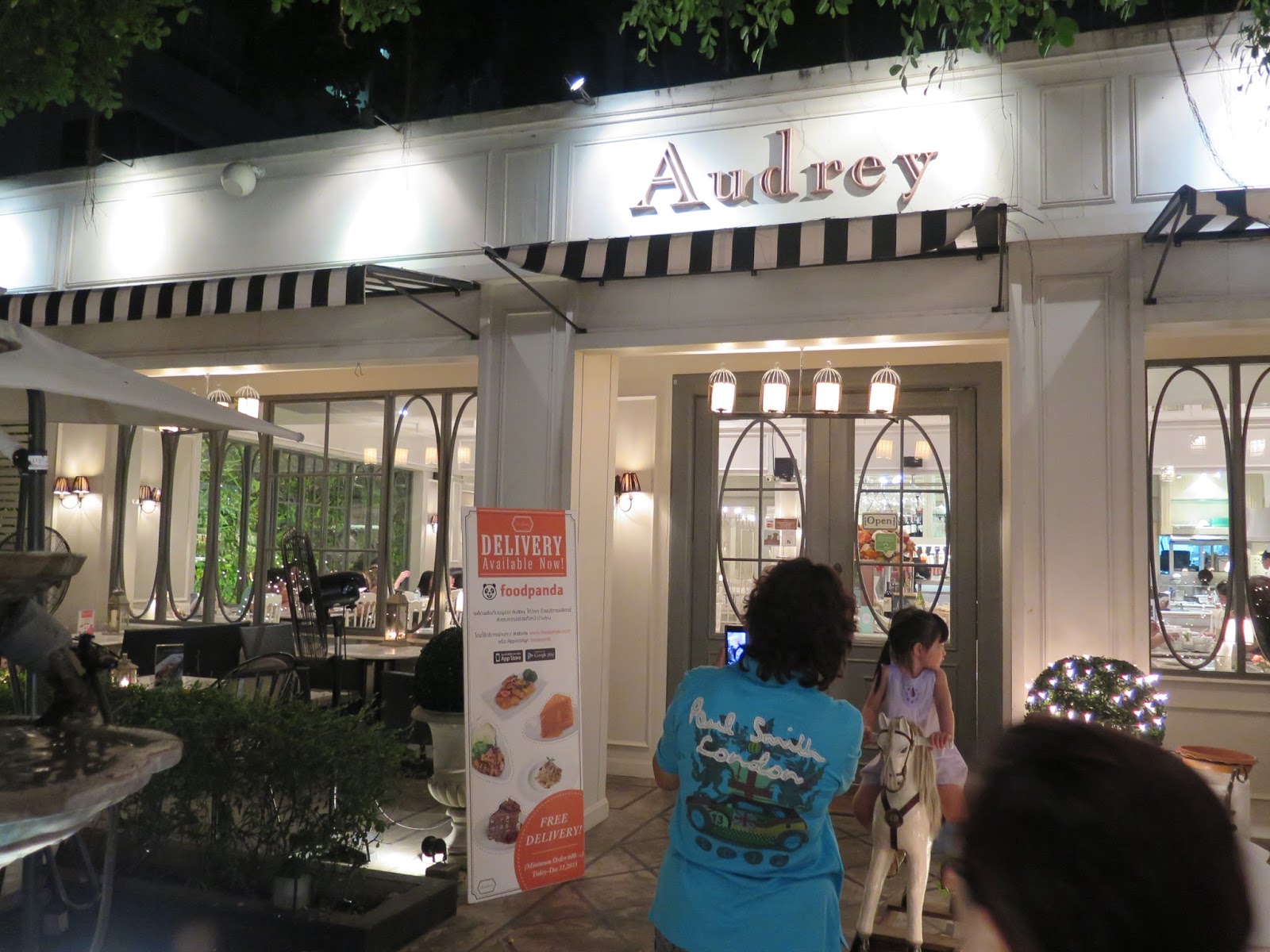 The Blackmentos Beauty Box: Holiday Special: First Evening in Bangkok ...