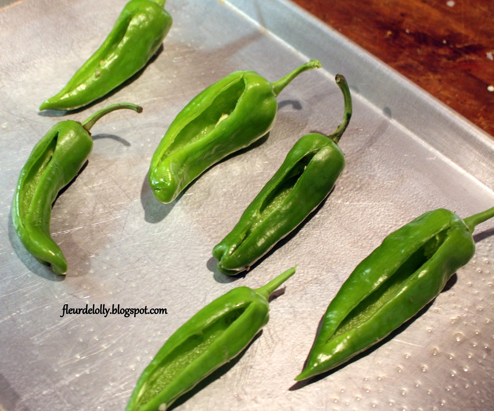 Fleur de Lolly: Stuffed Friggitello (Sweet Italian) Peppers