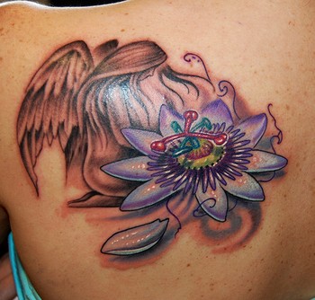 Tattoo Tattooz: Cute Upper Back Tattoos For Girls
