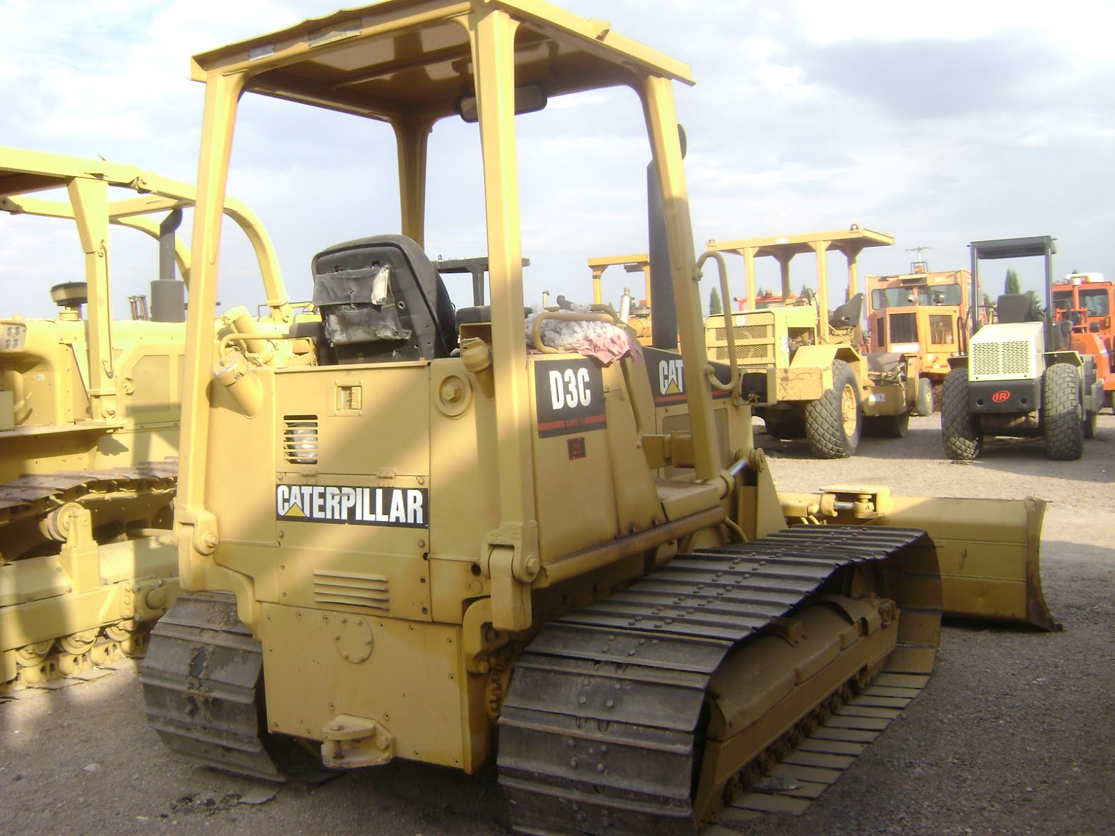 Maquinaria Agricola Industrial Mas Fotos De Oruga Cat D3c 25 500 Dlls