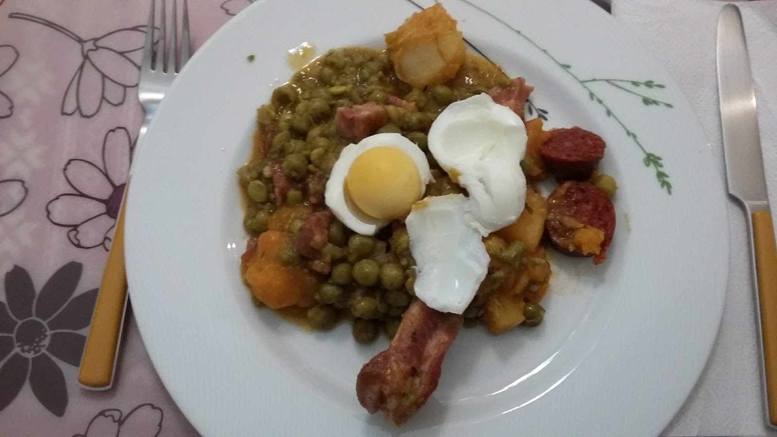 vuelo rasante: Recetario: Rehogado de arvejas