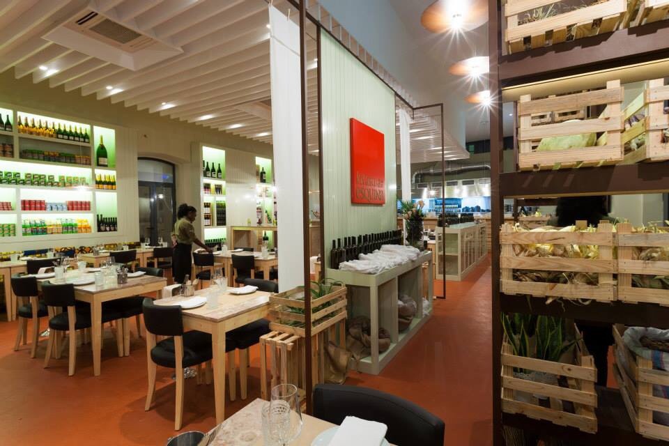 Viajando pelo Mundo: Restaurante Kitanda da Esquina