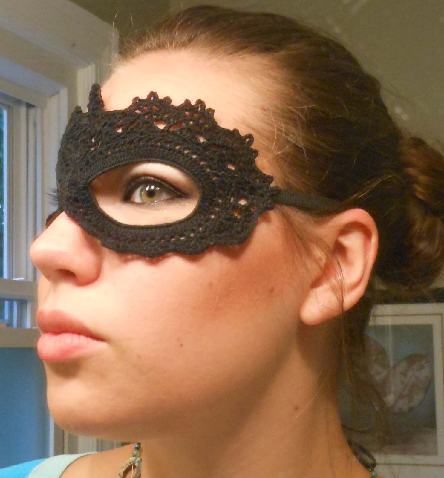 Craft Disasters and other Atrocities: Crochet Lace Masquerade Mask