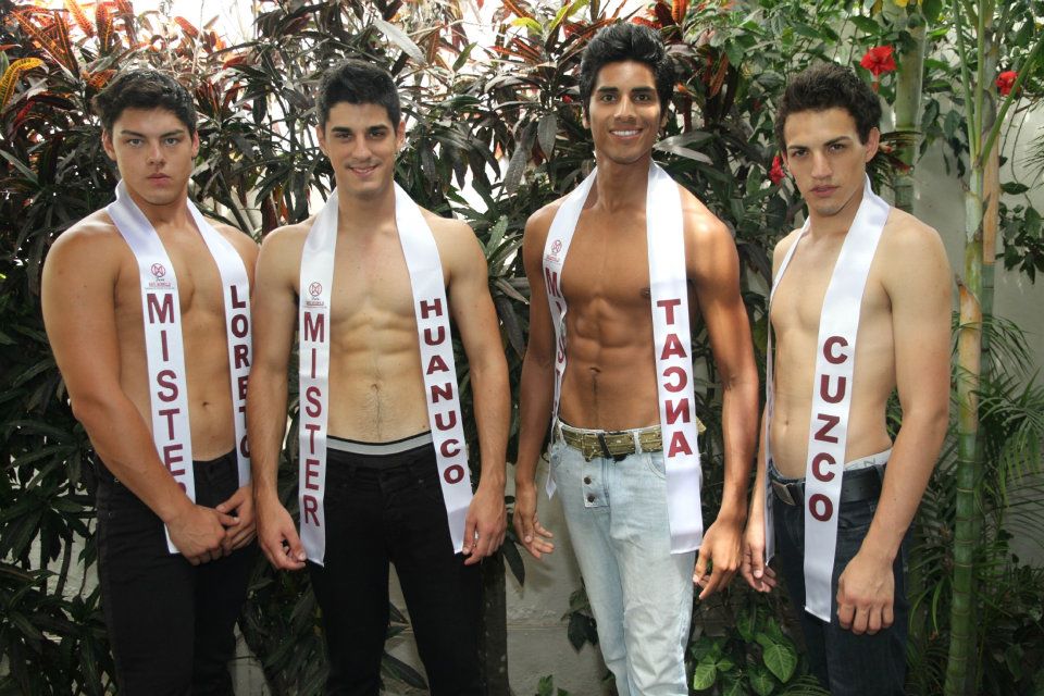 Mister Peru 2012 candidates go shirtless at the Press Conference ...